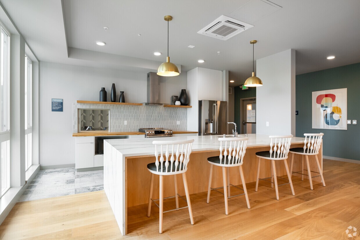 AMLI Spring District - Apartments in Bellevue, WA | Apartments.com