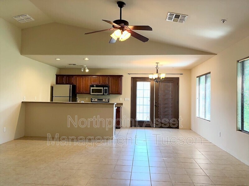2525 S Pantano Pkwy Unit 3, Tucson, AZ 85710 - Condo for Rent in Tucson ...