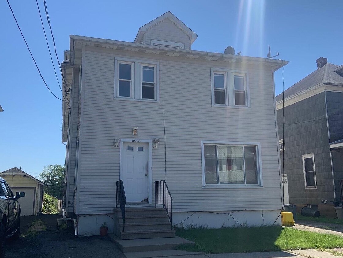 16 Evelyn St Unit 3, Johnson City, NY 13790 - 16 Evelyn St Johnson City ...