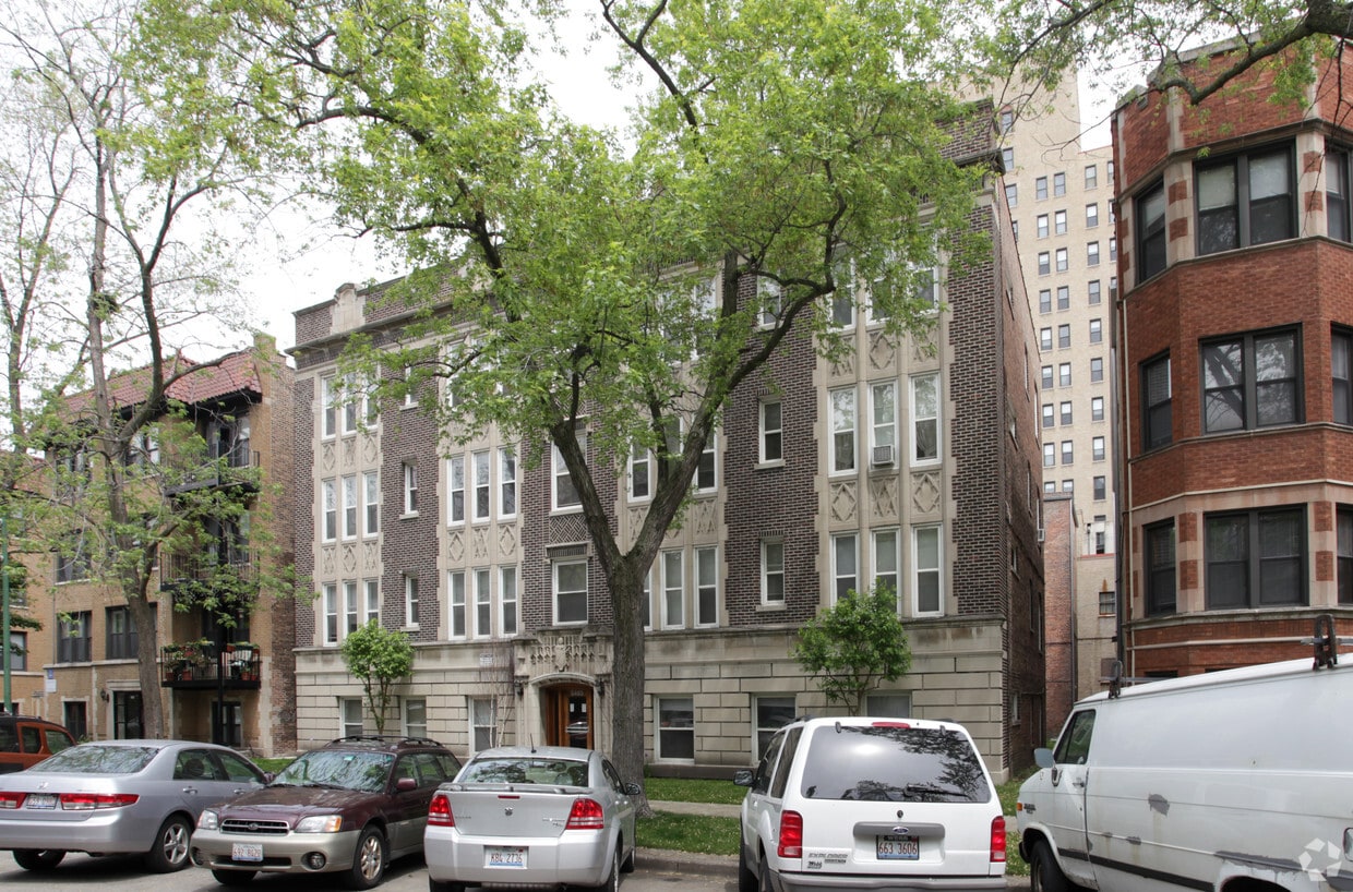 Everett Apartments - Apartments in Chicago, IL | Apartments.com