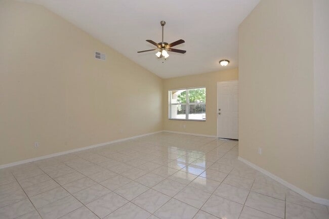 14281 Rensselaer Rd, Orlando, FL 32826 | Apartments.com