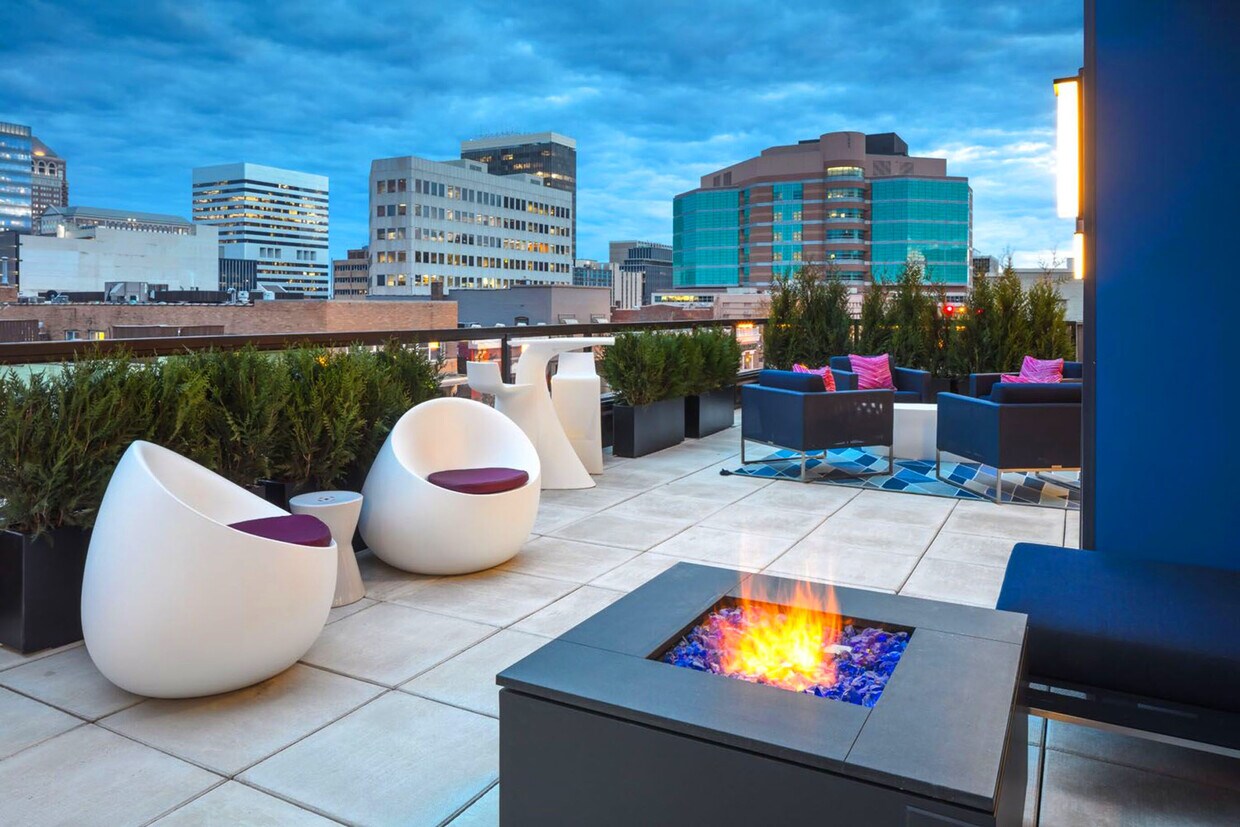 Ceylon - 25-45 N Central Ave Clayton, MO 63105 | Apartments.com