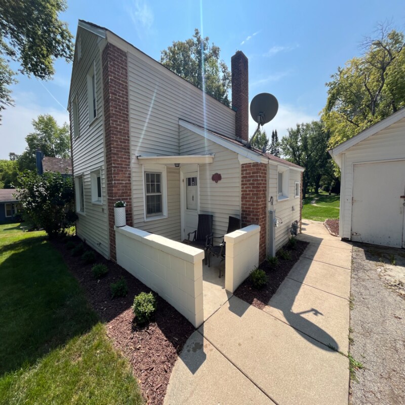 7003 W Grange Ave, Greendale, WI 53129 | Apartments.com