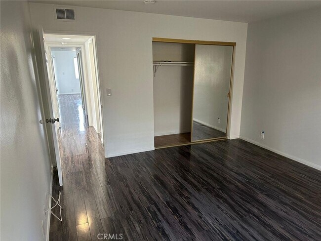 1460 E Willow Street Unit 112 - Condo for Rent in Signal Hill, CA ...