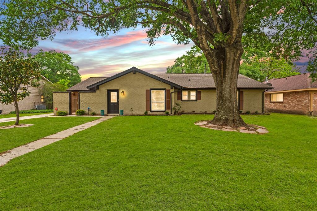 11407 Cold Spring Dr, Houston, TX 77043 - House Rental in Houston, TX ...