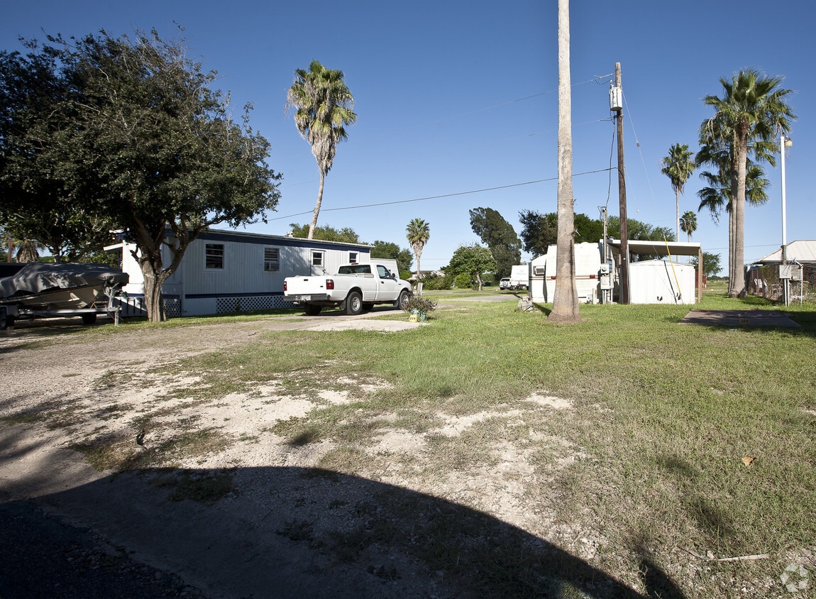 RIO MOBILE HOME & RV PARK - 8801 Boca Chica Blvd Brownsville, TX 78521 ...