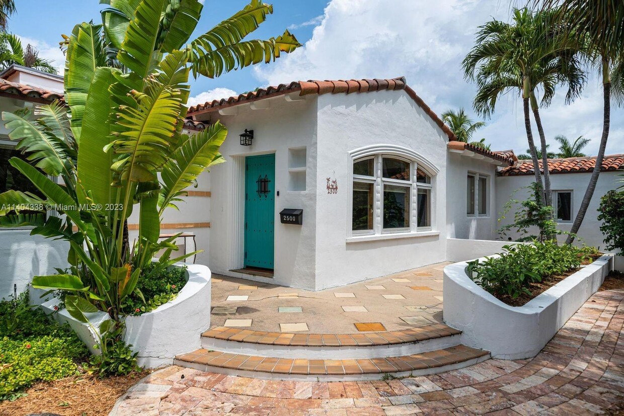 2500 Flamingo Dr, Miami Beach, FL 33140 - House Rental in Miami Beach ...