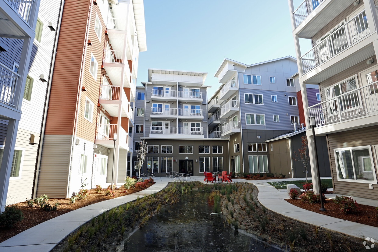 Reserve at SeaTac 55+ Active Senior Living - 19707 International Blvd ...