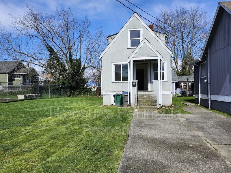 706 8th St, Bremerton, WA 98337 - House Rental in Bremerton, WA ...