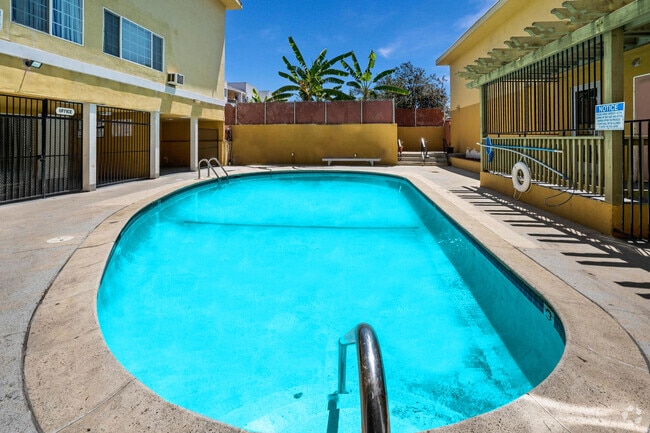 Alhambra Park Low Income Apartments for Rent - San Diego, CA - 15 ...