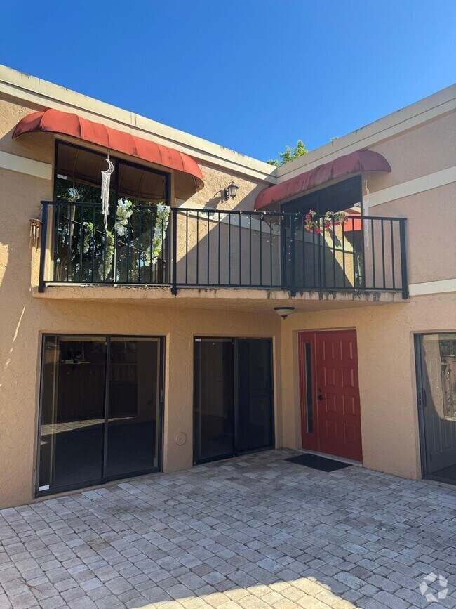 Trends at Boca Apartments for Rent with Hardwood Floors - Boca Raton ...