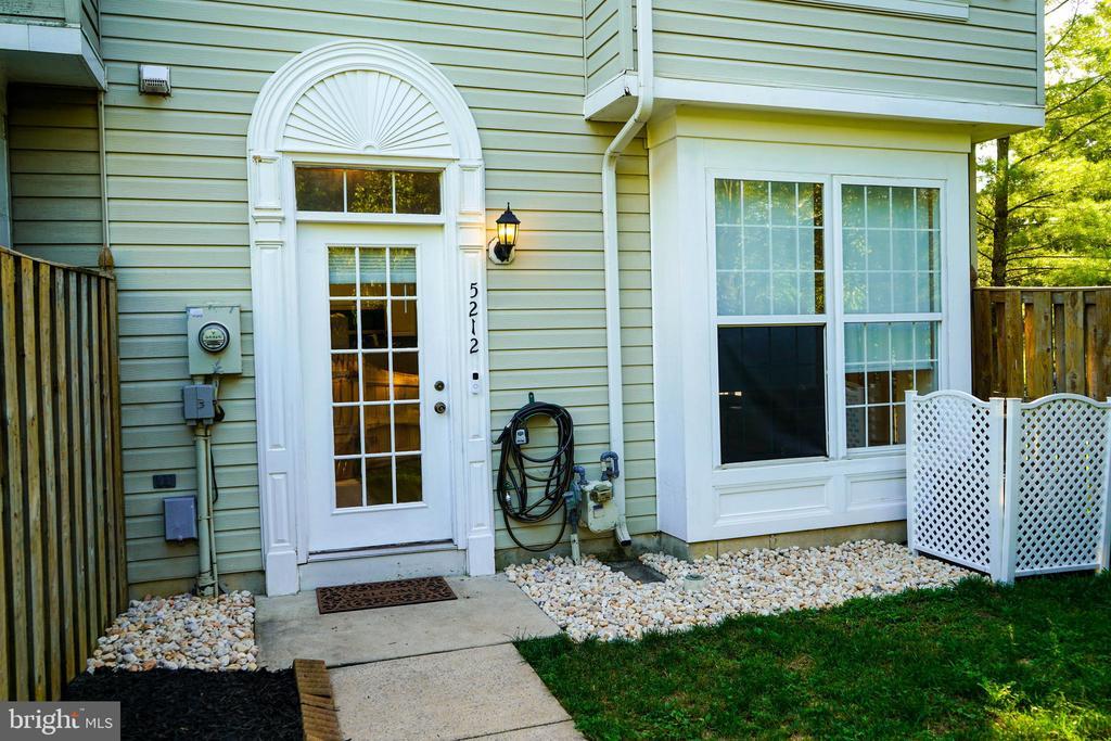 5212 Duke Ct, Frederick, MD 21703 - Townhome Rentals in Frederick MD ...