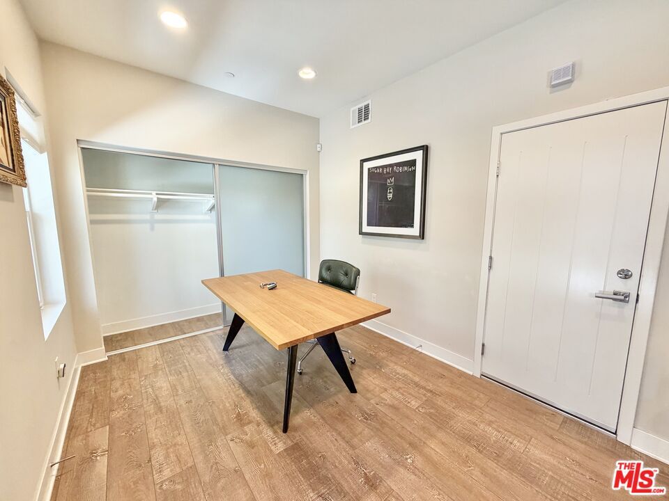 2753 Waverly Dr, Los Angeles, CA 90039 - Townhome Rentals in Los ...