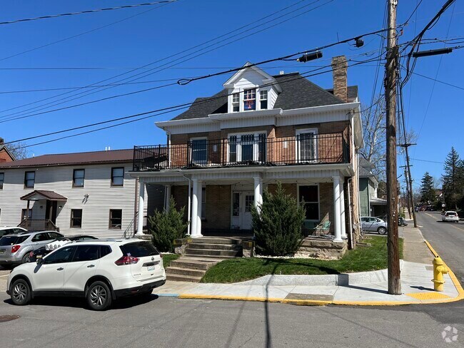 3 Bedroom Apartments for Rent in Little Falls WV - Page 2 | Apartments.com