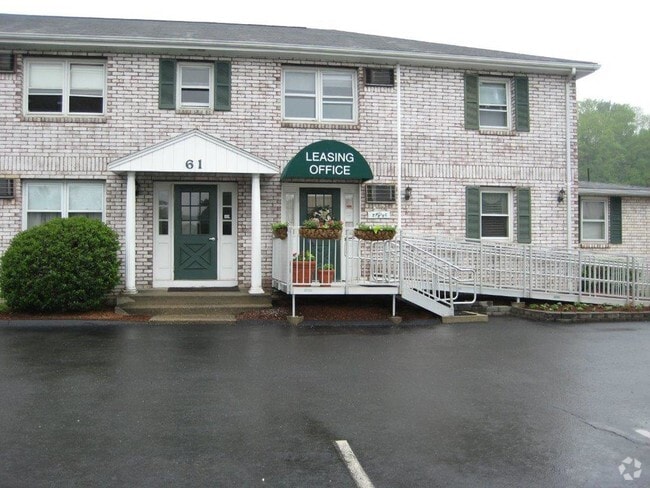 Van Deene Manor Apartments - West Springfield, MA | Apartments.com