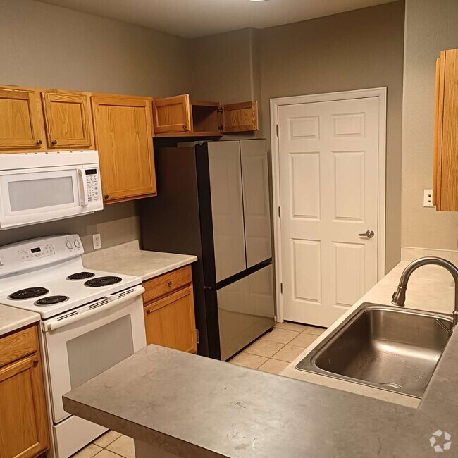 Apartamentos de renta en Blackfeather Condominiums - Castle Rock, CO ...