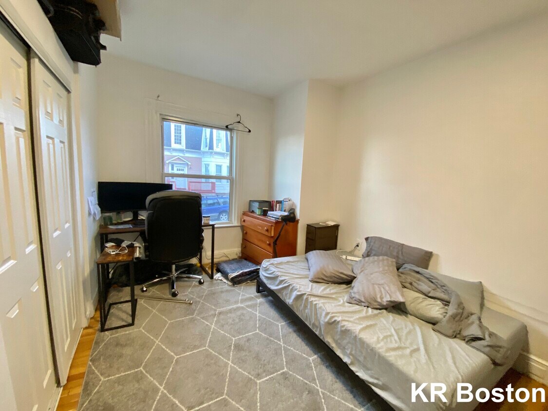 23 Higgins St Unit 4, Boston, MA 02134 - 23 Higgins St Boston, MA 02134 ...