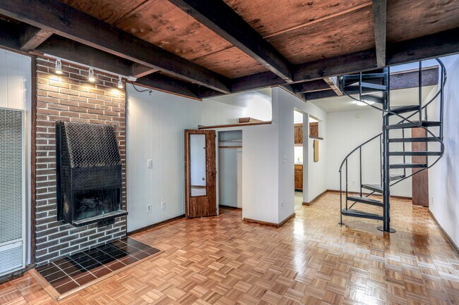 Amber's Timber Lodges Apartments - Clawson, MI | Apartments.com