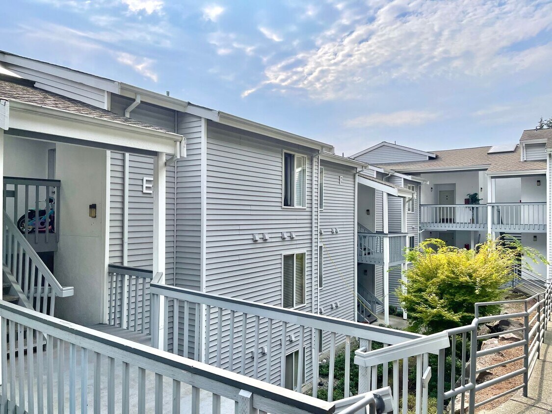 17300 91St Ave NE Unit #F101, Bothell, WA 98011 - Condo for Rent in ...