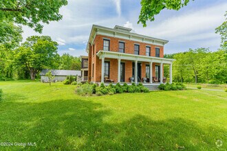 Apartments for Rent in Wilton NY - 92 Rentals | Apartments.com