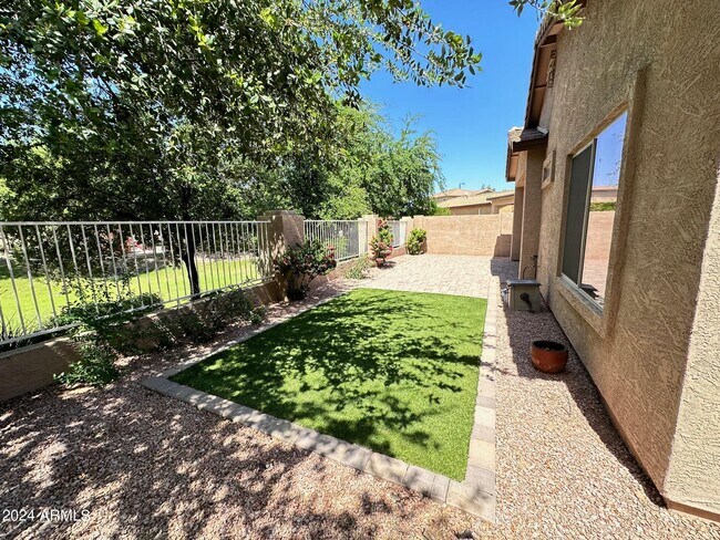 3939 ROUNDABOUT Cir, Chandler, AZ 85226 - House Rental in Chandler, AZ ...