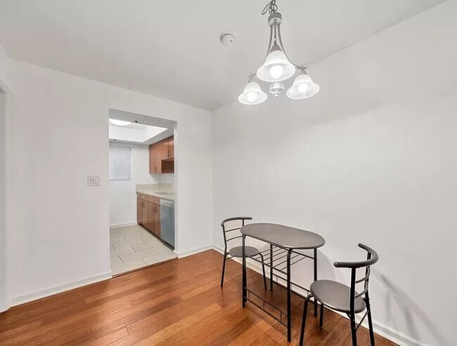 908 S Ardmore Ave Unit #12, Los Angeles, CA 90006 - Condo for Rent in ...