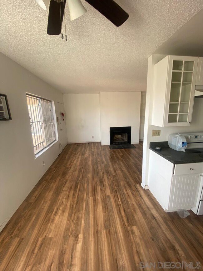 3519 Van Dyke Ave Unit 5, San Diego, CA 92105 - Room for Rent in San ...