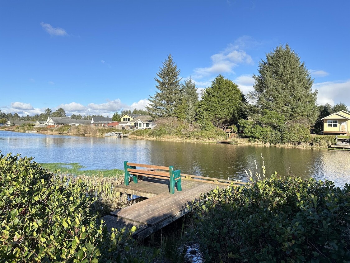 230 Point Brown Ave Se, Ocean Shores, WA 98569 - House Rental in Ocean ...