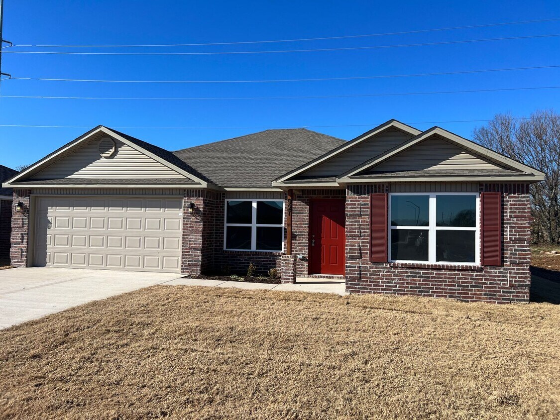 921 Aiden Dr, Siloam Springs, AR 72761 - House Rental in Siloam Springs ...