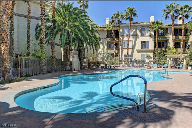 7127 S Durango Dr Unit 307, Las Vegas, NV 89113 - Condo for Rent in Las ...