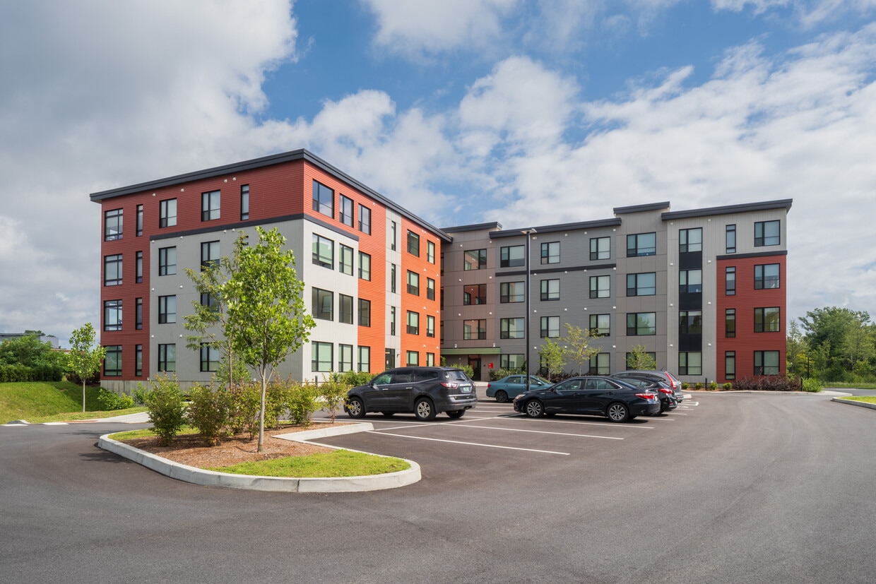 303 Market Street Apartments - 303 Market St South Burlington, VT 05403 ...