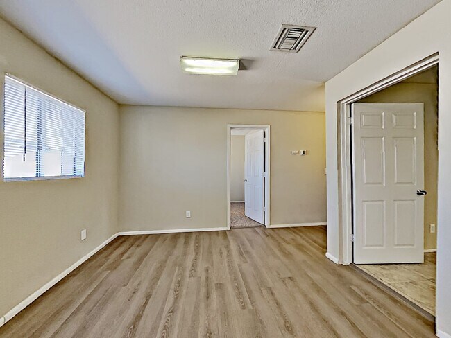 4126 N Mitchell St, Phoenix, AZ 85014 | Apartments.com