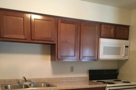Harvest Grove Apartment Homes - 8162 Westwood Ct Crown Point, IN 46307 ...