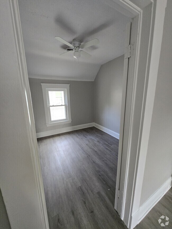 Stockyards Apartments for Rent with a Garage - Cleveland, OH - Updated ...