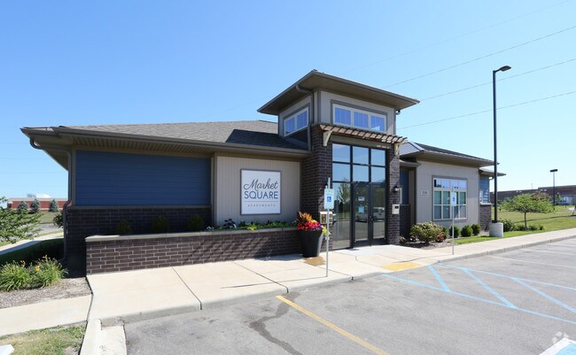 Market Square Apartments - 3100 Market Ln Kenosha, WI - Apartments for ...