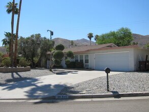 Cathedral Canyon Vista Apartments for Rent with Parking - Cathedral ...