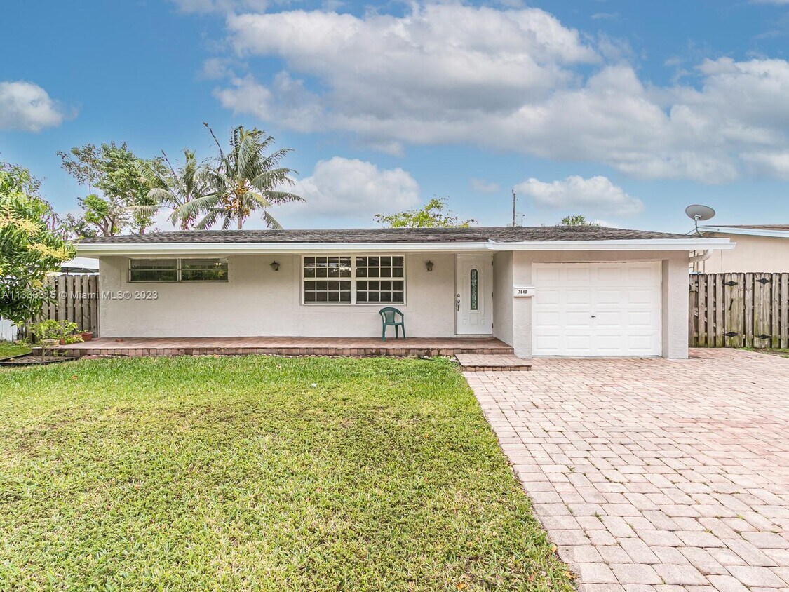 7640 Sunset Strip, Sunrise, FL 33322 - House Rental in Sunrise, FL ...