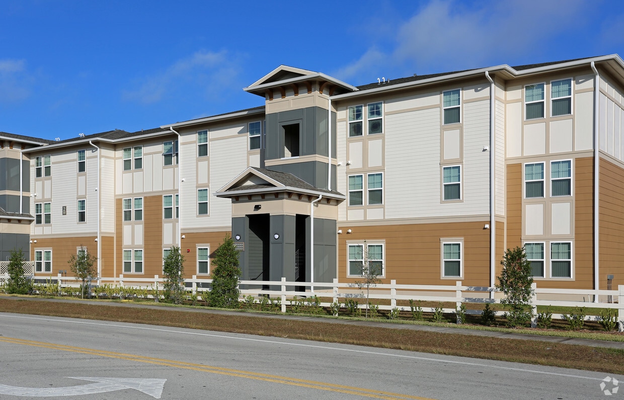 Valencia Grove - 551 Huffstetler Dr Eustis, FL 32726 | Apartments.com