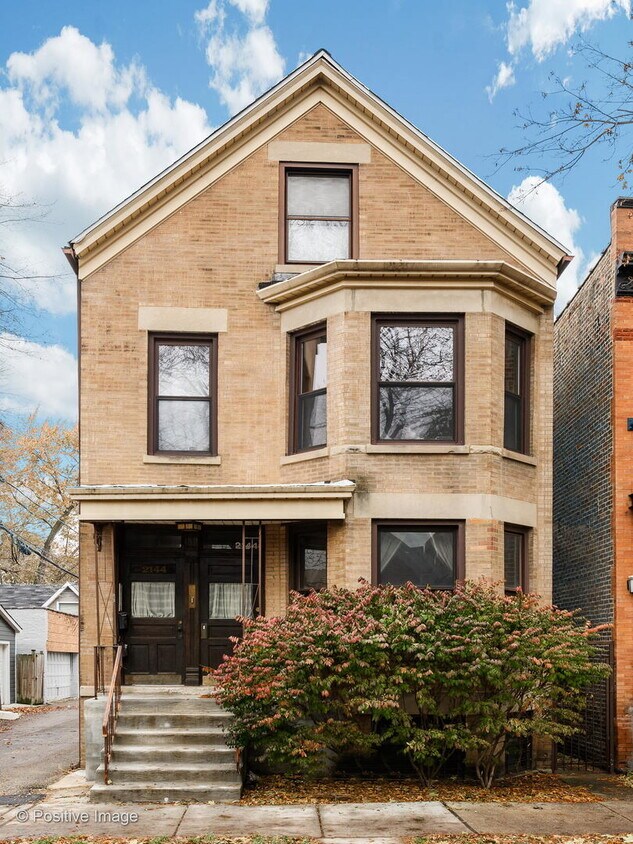 2144 W Moffat St, Chicago, IL 60647 - House Rental in Chicago, IL ...