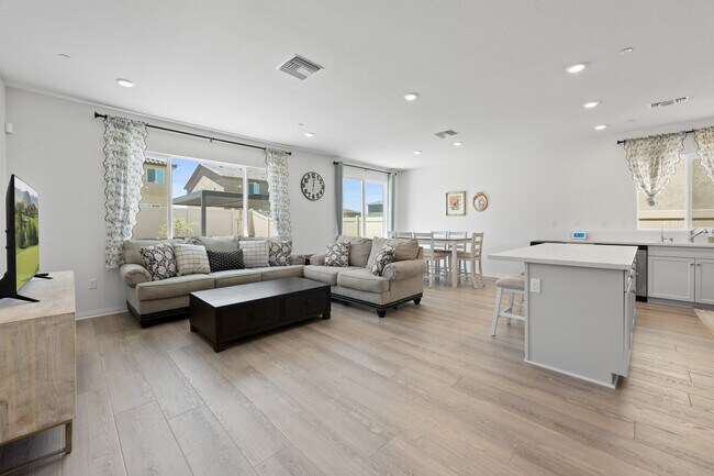 Highgrove Apartments for Rent with EV Charging - Riverside, CA ...