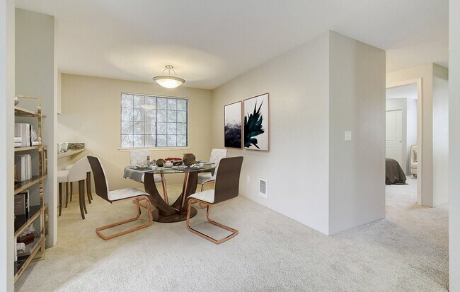 Emerald Ridge - Apartments in Bellevue, WA | Apartments.com