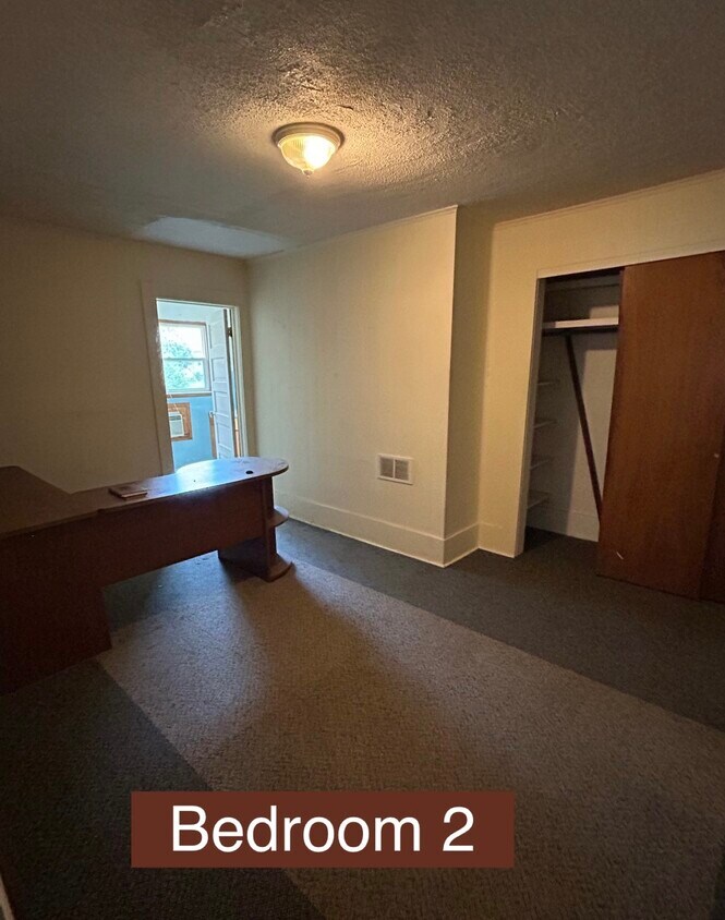 200 W Morrison St Unit Downstairs Room B, Fayette, MO 65248 - Room for ...