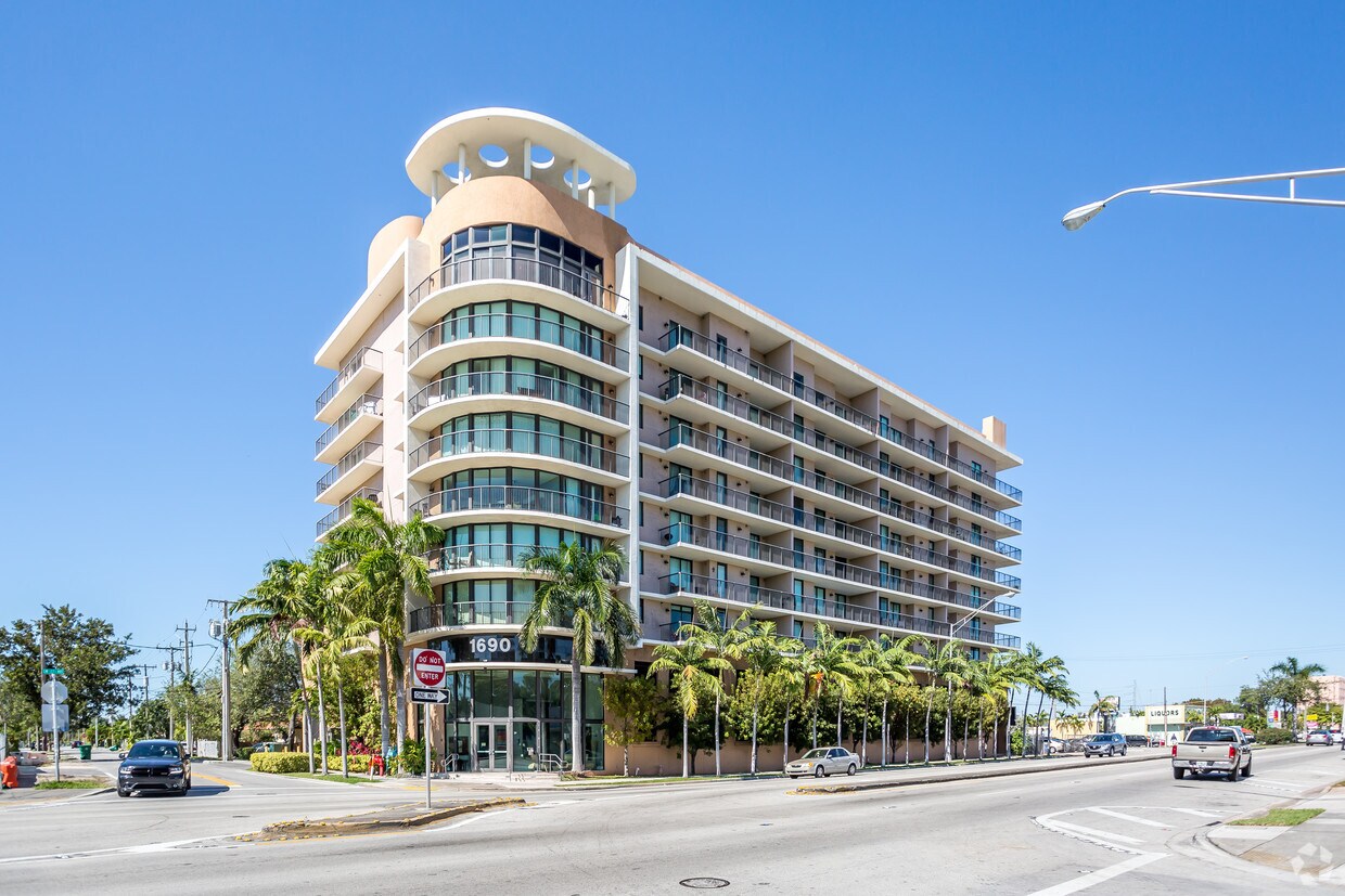 Coral Pointe Condo Apartments - Miami, FL | Apartments.com