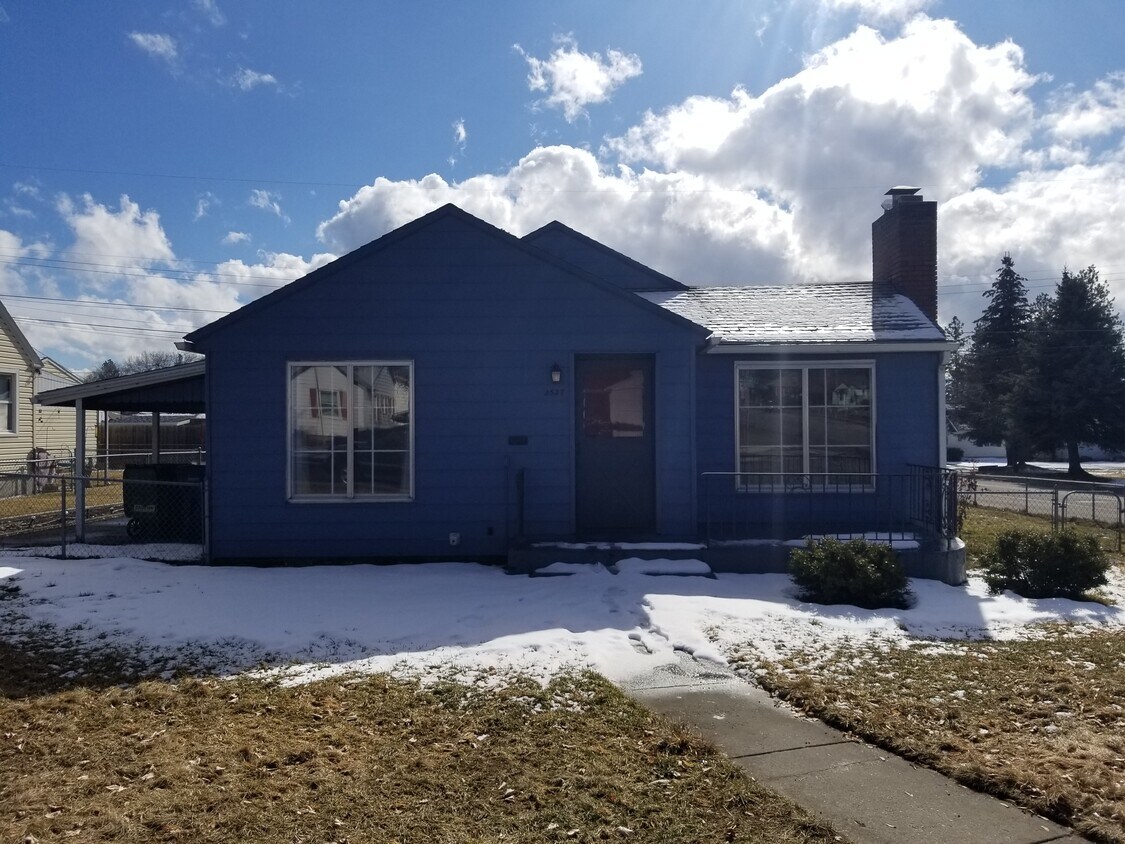 2527 W Upton Ave, Spokane, WA 99205 - House Rental in Spokane, WA ...