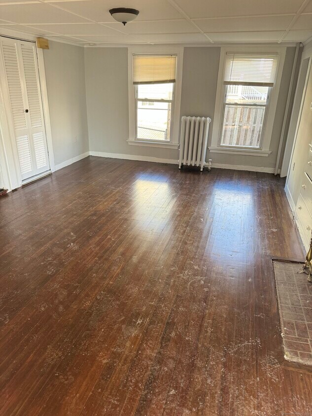 108 High St, Middletown, CT 06457 - Room for Rent in Middletown, CT ...