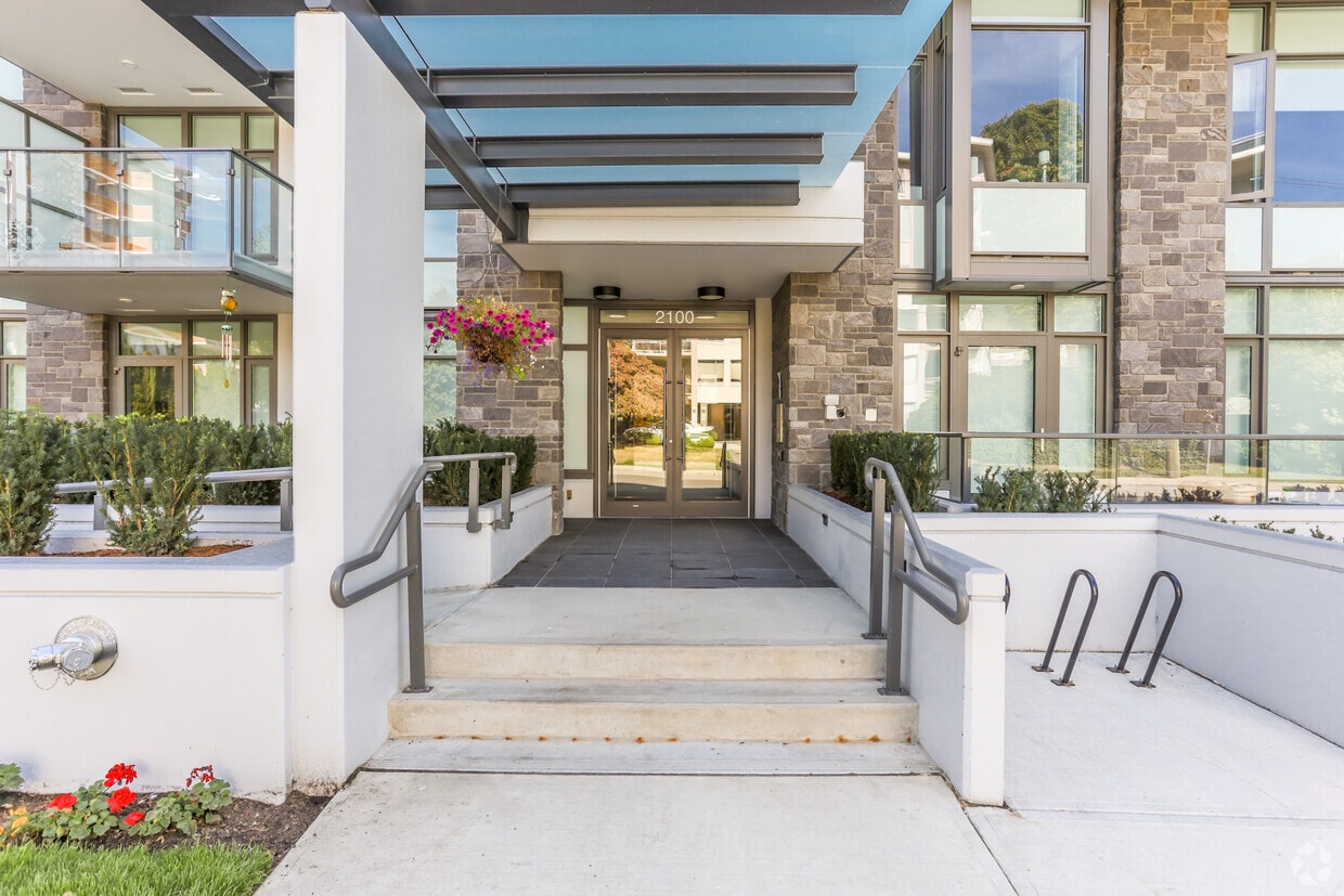 Bellevue Apartments - 2100 Bellevue Av West Vancouver, BC | Apartments.com