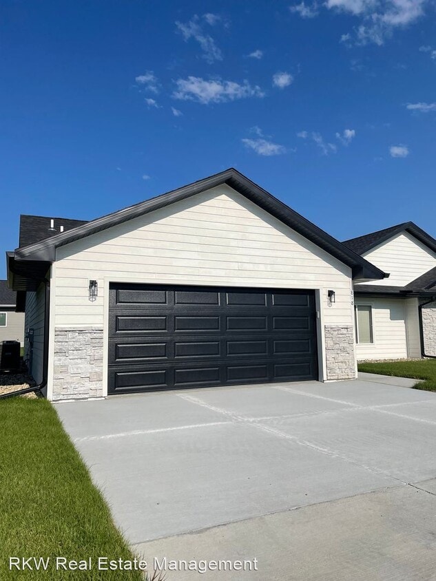 818 S Chestnut St, Norfolk, NE 68701 - House Rental in Norfolk, NE ...