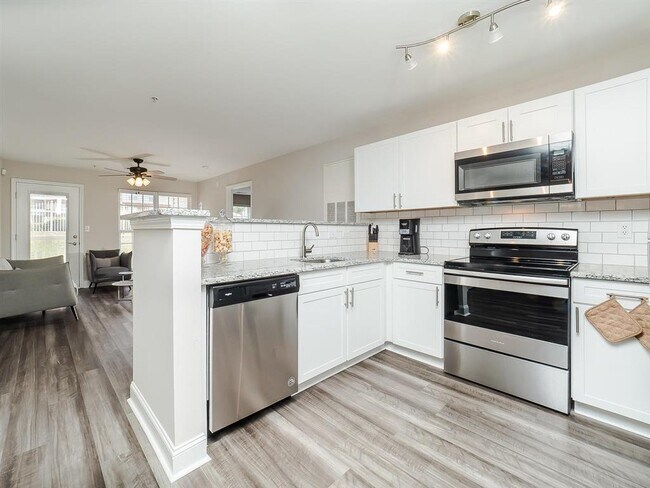 Patriots Pointe - Apartments in Hillsborough, NC | Apartments.com