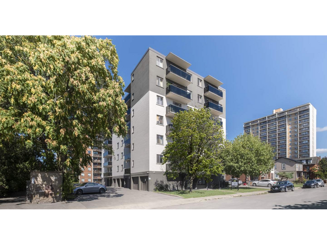 236 Duke St, Hamilton, ON L8P 2E2 Apartments - 236 Duke St Hamilton, ON ...
