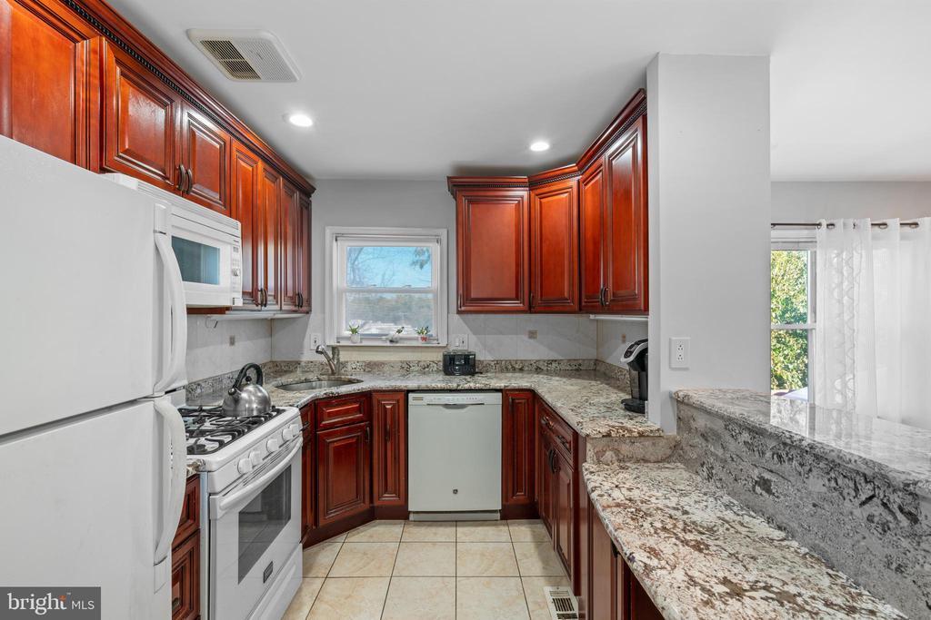 9313 Neil Rd, Philadelphia, PA 19115 - Townhome Rentals in Philadelphia ...